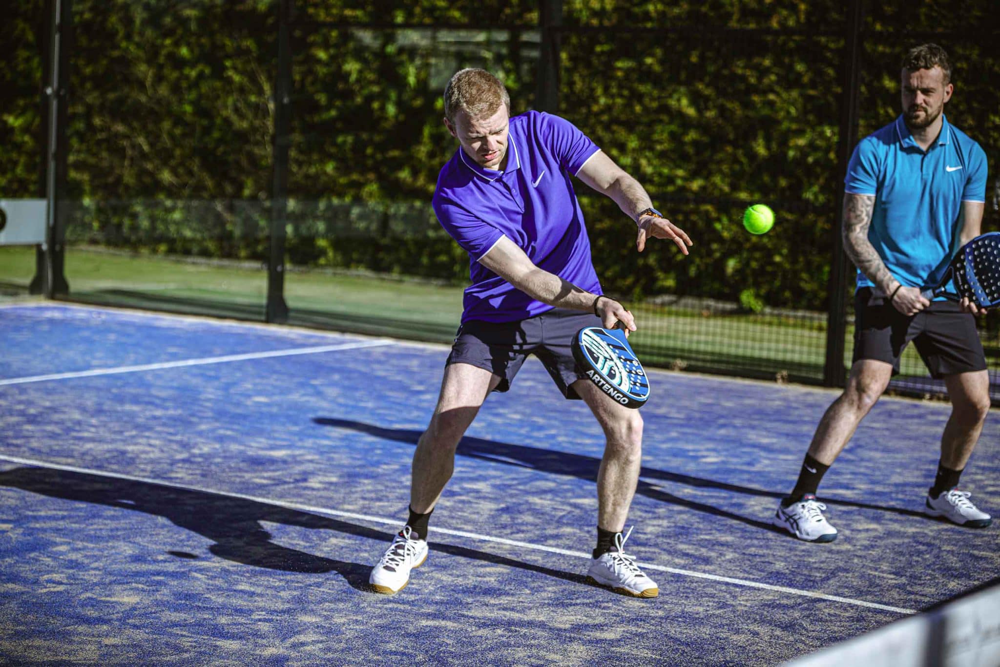 Hoe groot is een tennisbal? | Afmetingen en gewicht van een tennisbal